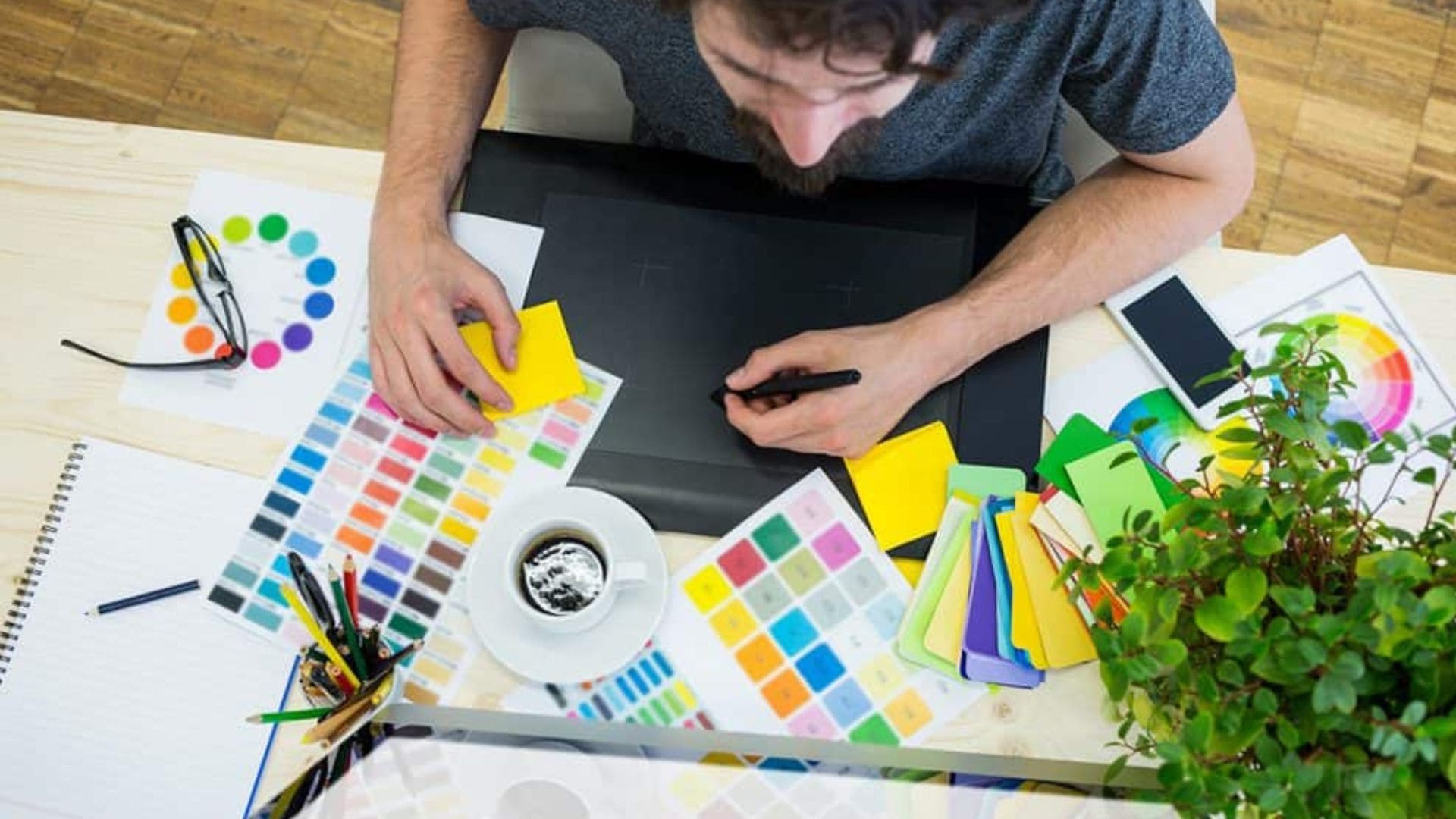 Screen Printing vs Digital Printing: A Complete Guide